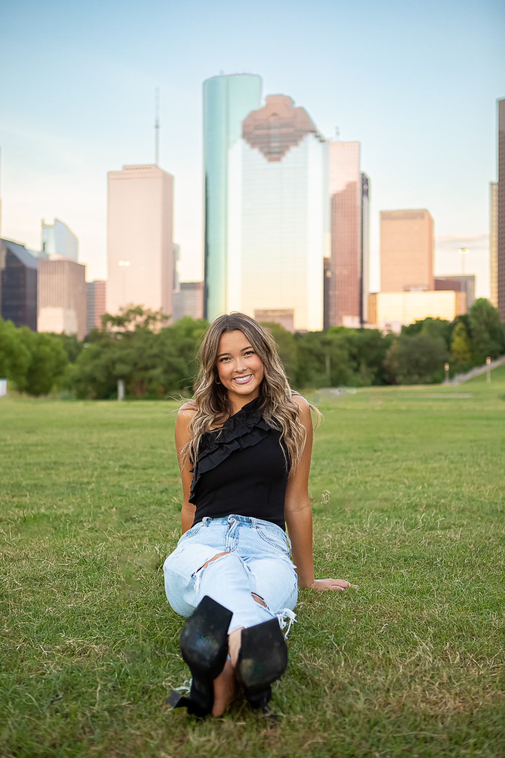 Fun Houston Senior Portraits at Beautiful Eleanor Tinsley Park ...